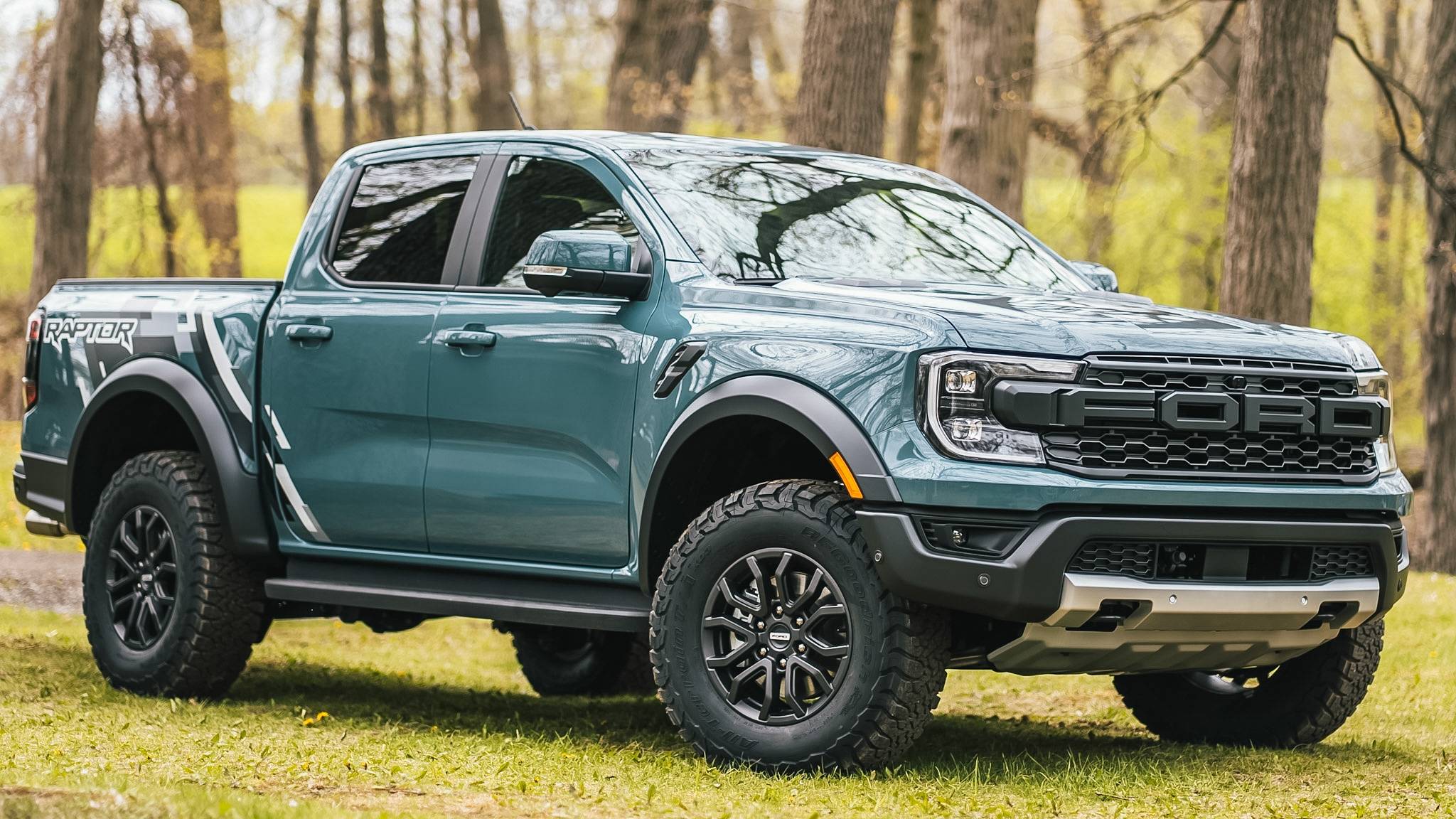 My Hands-On Experience With The 2024 Ranger Raptor! (Azure Gray ...