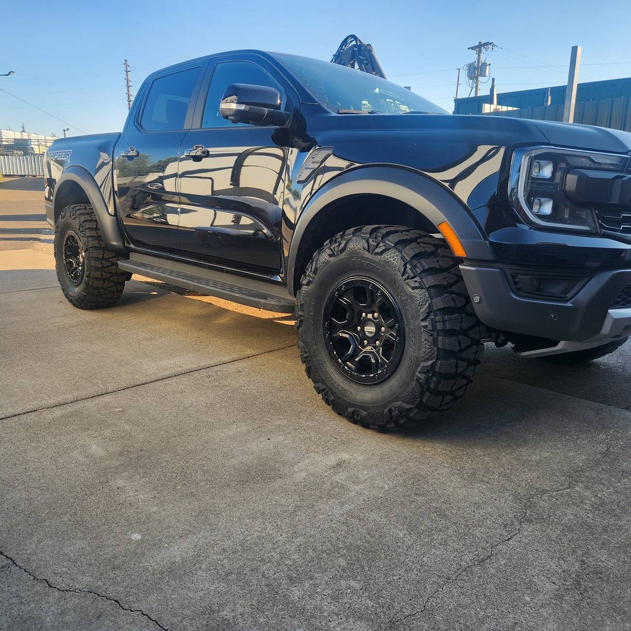 35x12.50r17 Nitto Mud Grappler Tires (w/ no lift) installed on 2024 ...