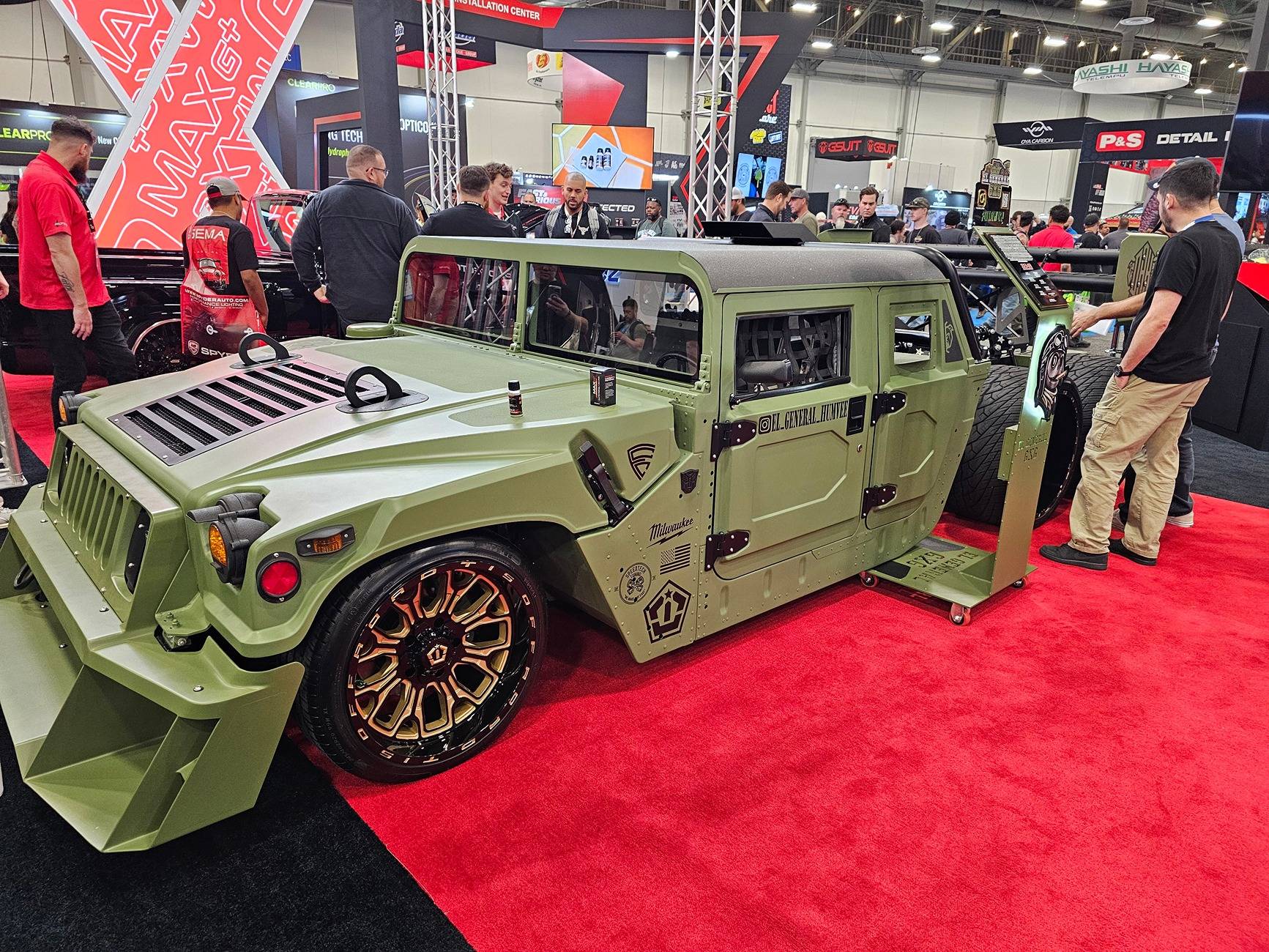 Ranger Raptor Builds at SEMA 2024: Rival 4x4 and Maxliner | Ranger6G ...