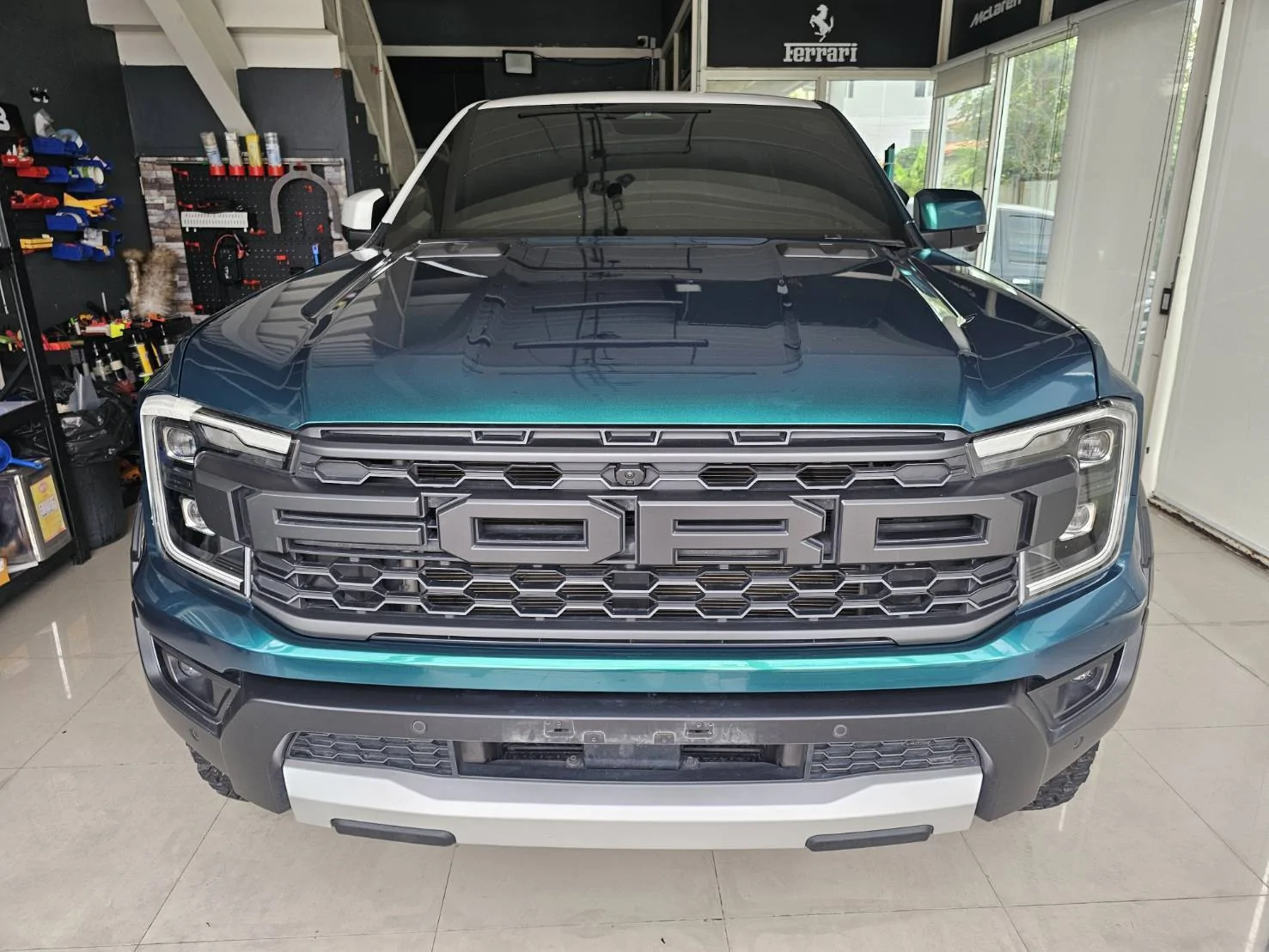 Wrapping the Raptor...in Bangkok Thailand | Ranger6G - 2024+ Ranger ...