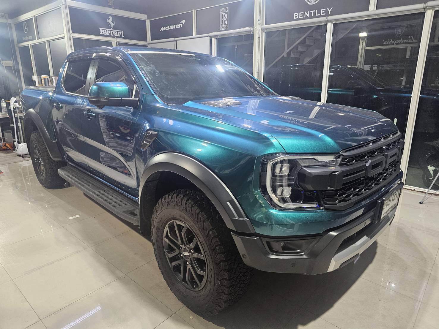 Wrapping the Raptor...in Bangkok Thailand | Ranger6G - 2024+ Ranger ...