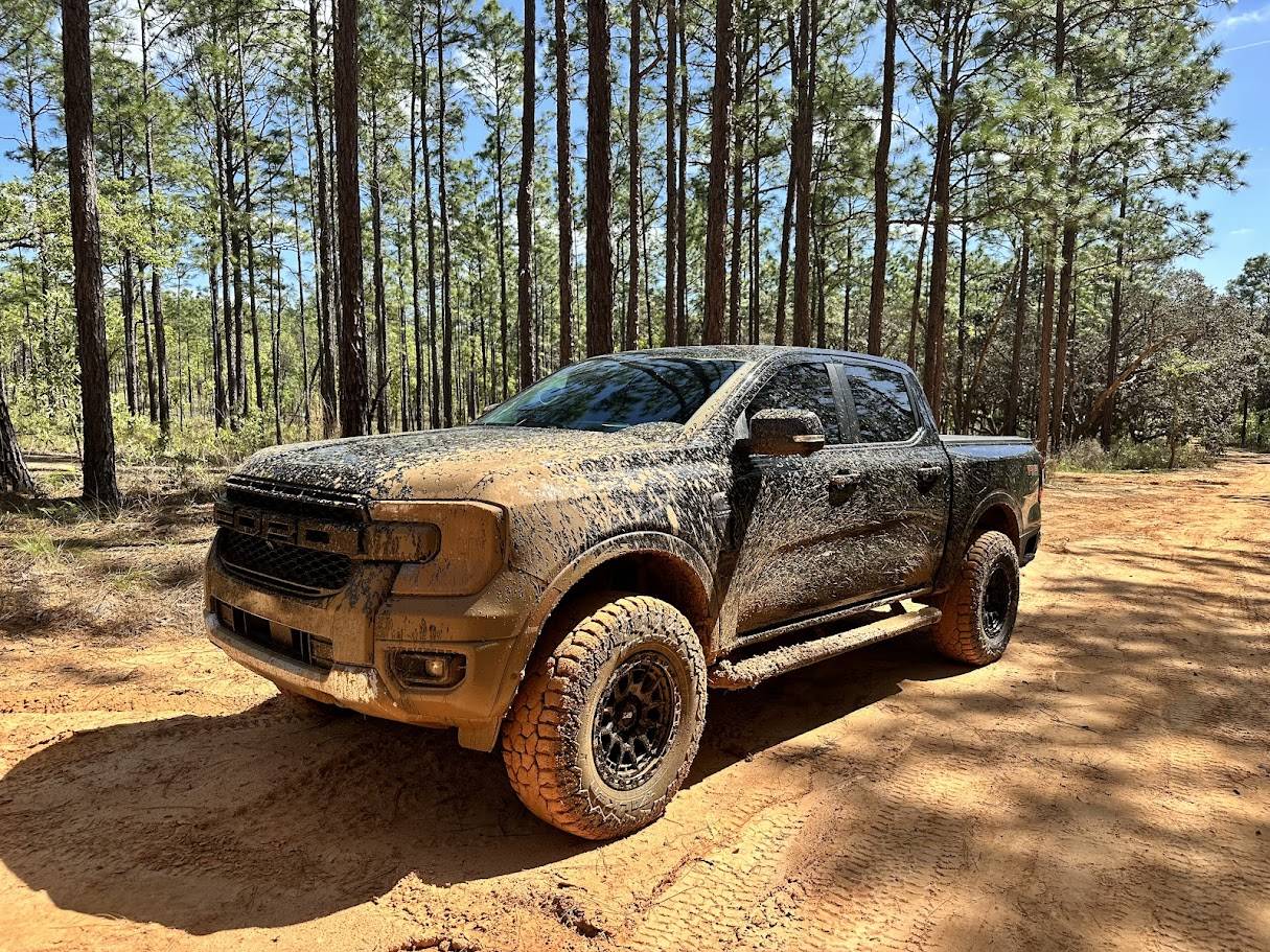 285/70R17 Falken WildPeak R/T01 + 2.5" SuperLift installed on 2024 Ranger Lariat FX4 | Ranger6G ...