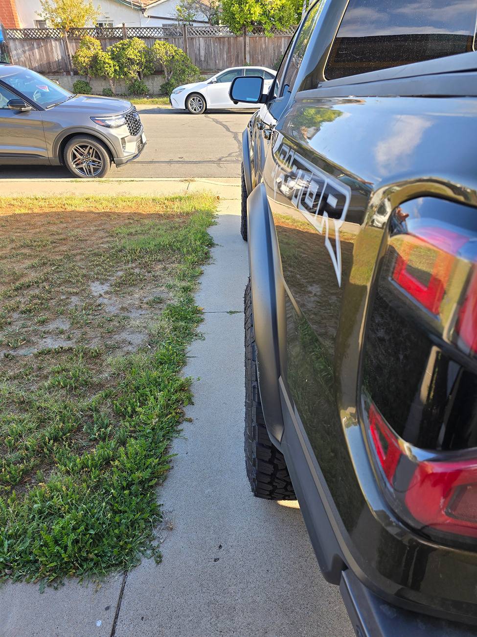 +35 Method 703, 35x12.5 Toyo AT3 Load C, RPG Perch Collars on Ranger ...