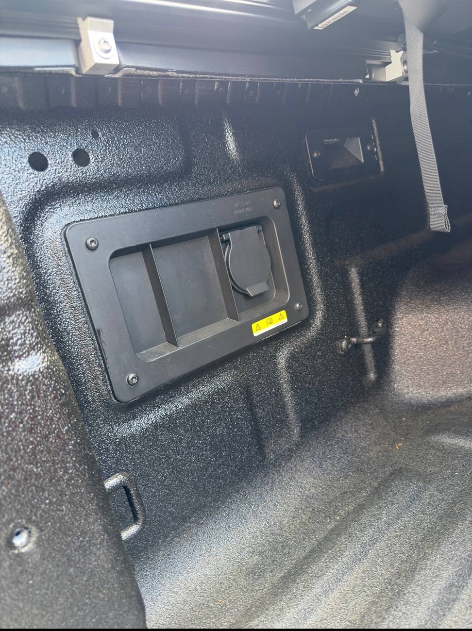 2025 RR Missing 12v Outlet in Bed | Ranger6G - 2024+ Ranger & Raptor ...