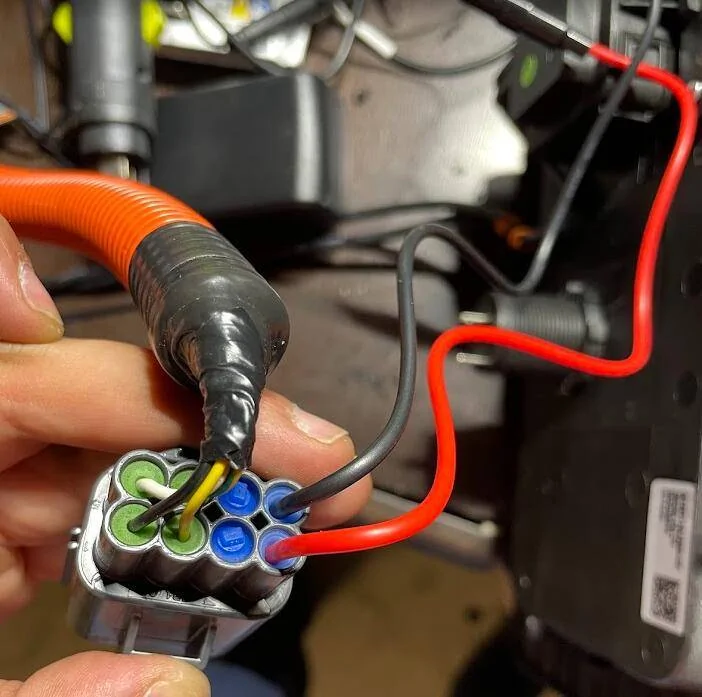 Added 12V bed outlet on 2025 RR | Ranger6G - 2024+ Ranger & Raptor ...