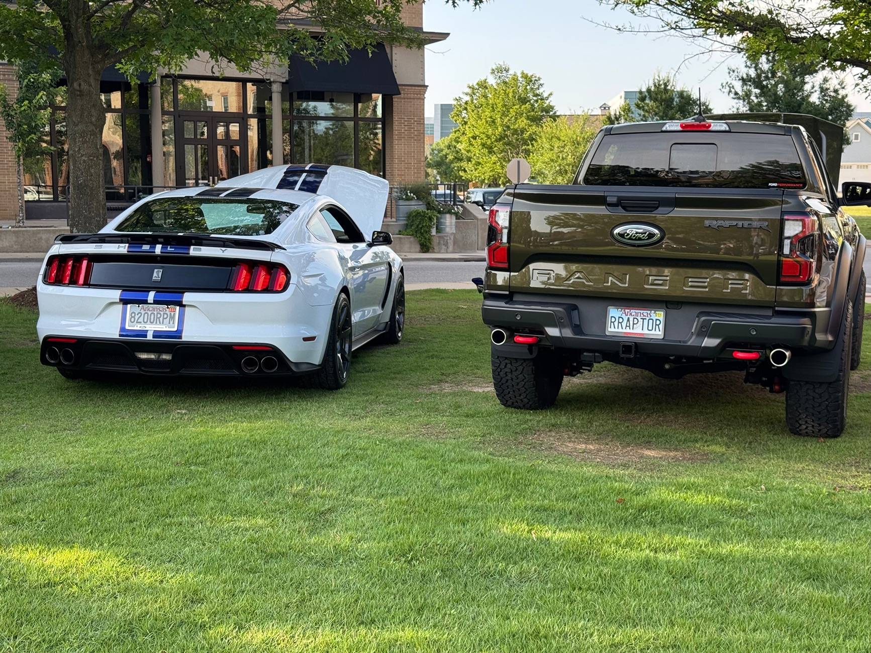 Ranger Raptor VS. F150 Lariat | Ranger6G - 2024+ Ranger & Raptor Forum ...