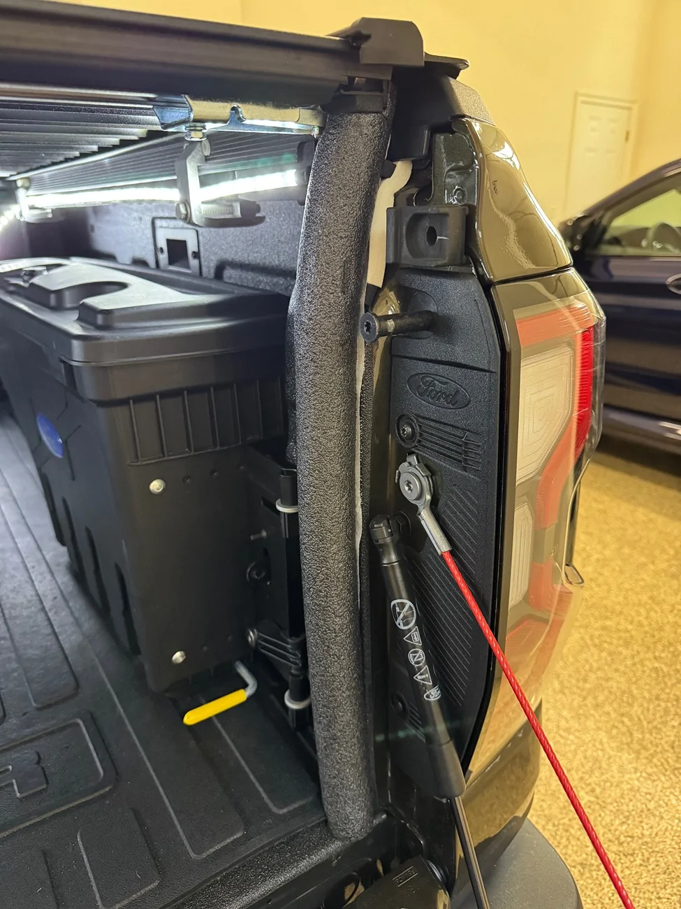 Watertight bed DIY how-to. Rails/Tailgate/Tonneau | Ranger6G - 2024 ...