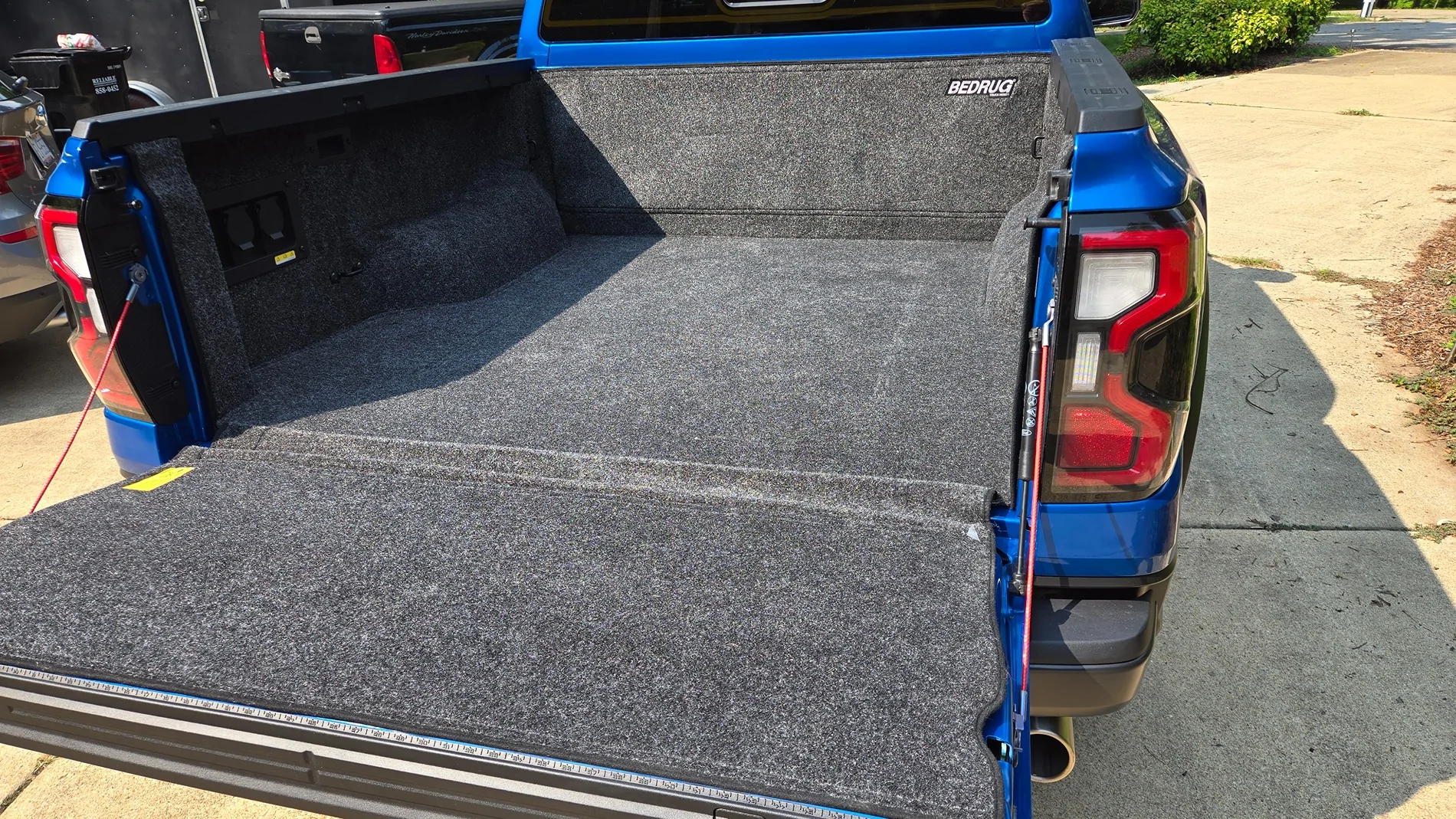 Anyone with a Ranger Raptor have a full Bed Rug installed. | Ranger6G ...