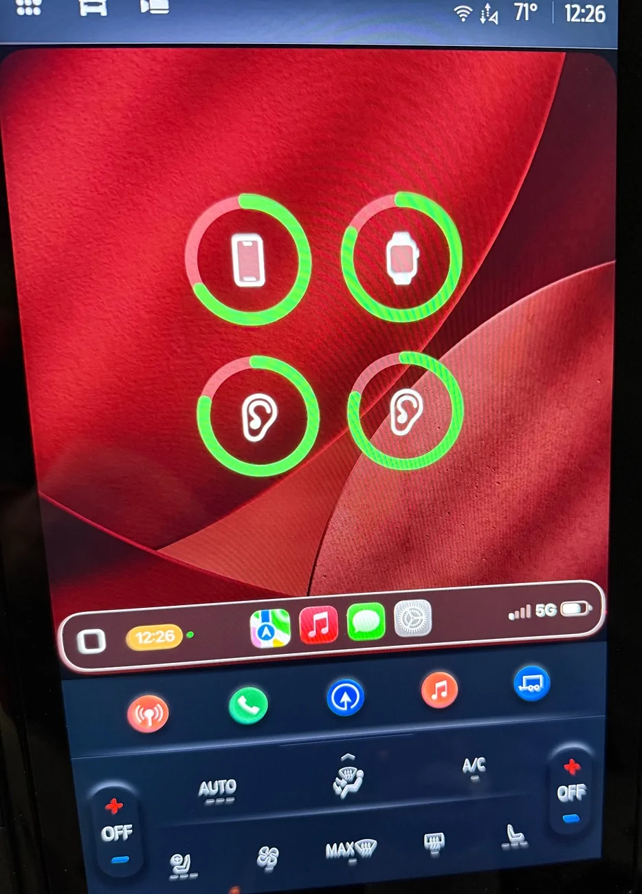 Apple IOS 26 pretty cool - we finally got CarPlay widgets (clocks, weather and more) | Ranger6G ...