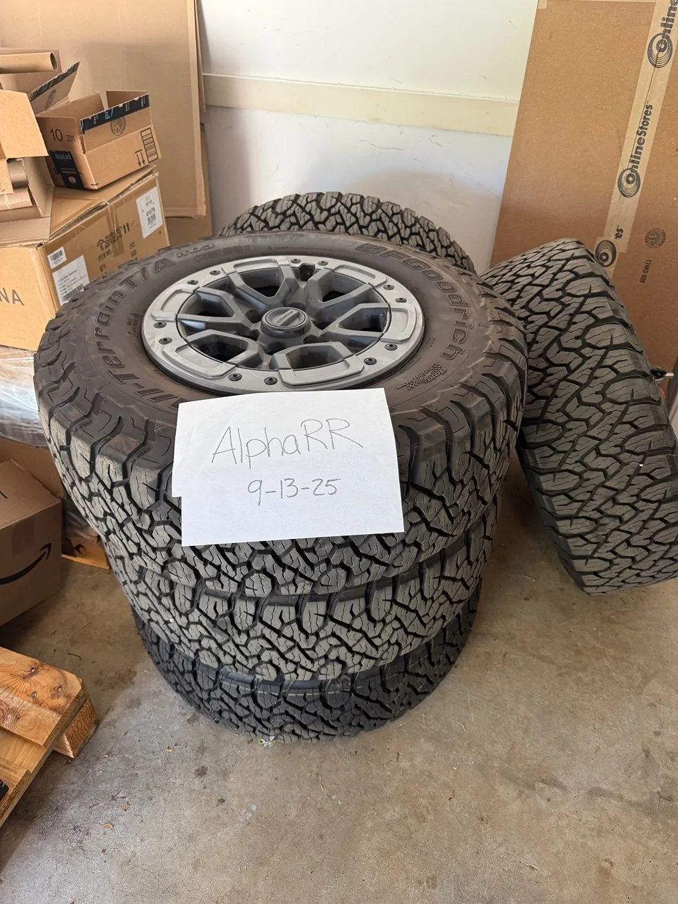 FS: Ranger Raptor Beadlock Wheels & Tires | Ranger6G - 2024+ Ranger ...
