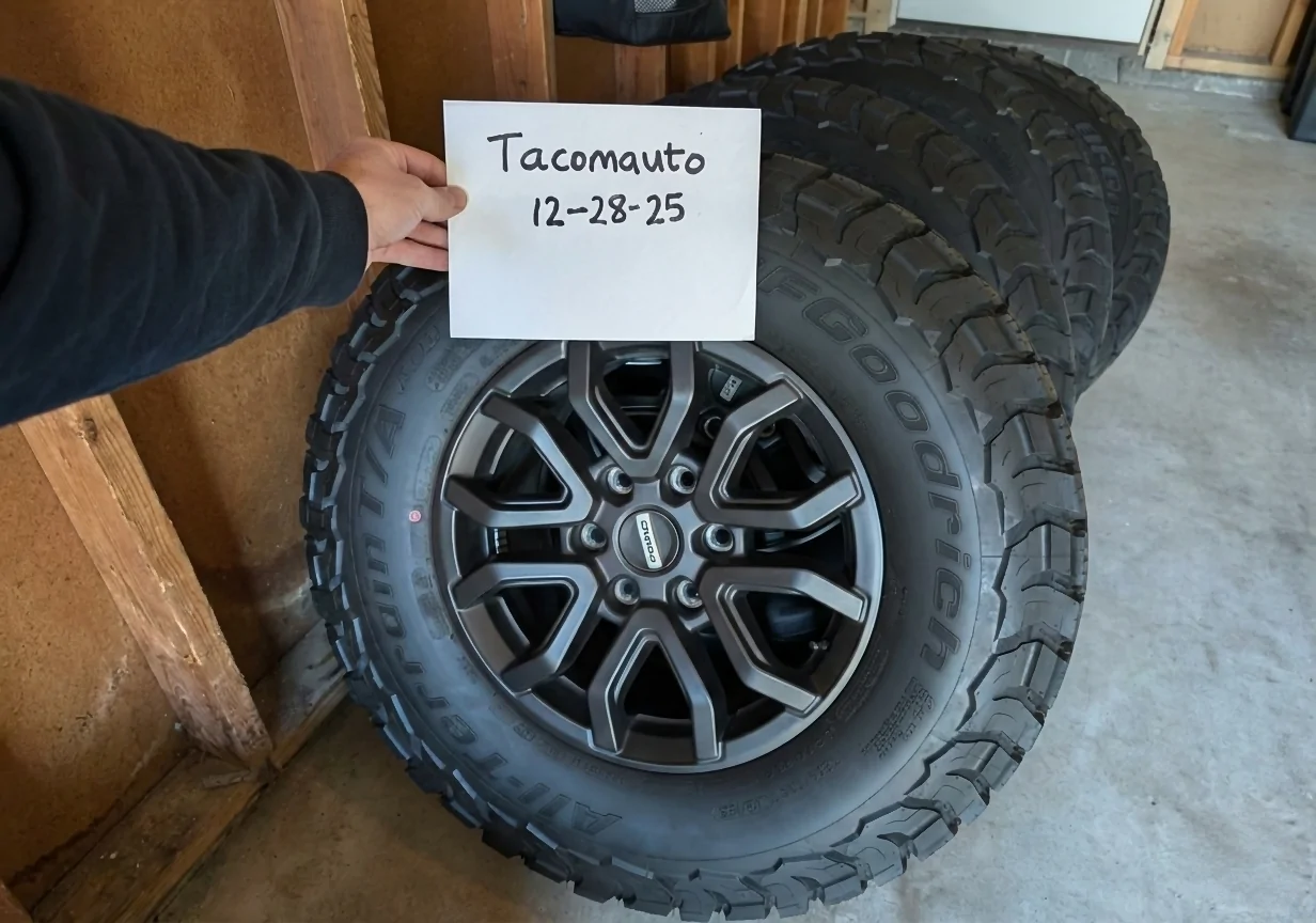 Florida - 2025 Ford Ranger Raptor 17" OEM Wheels with Tires | Ranger6G ...