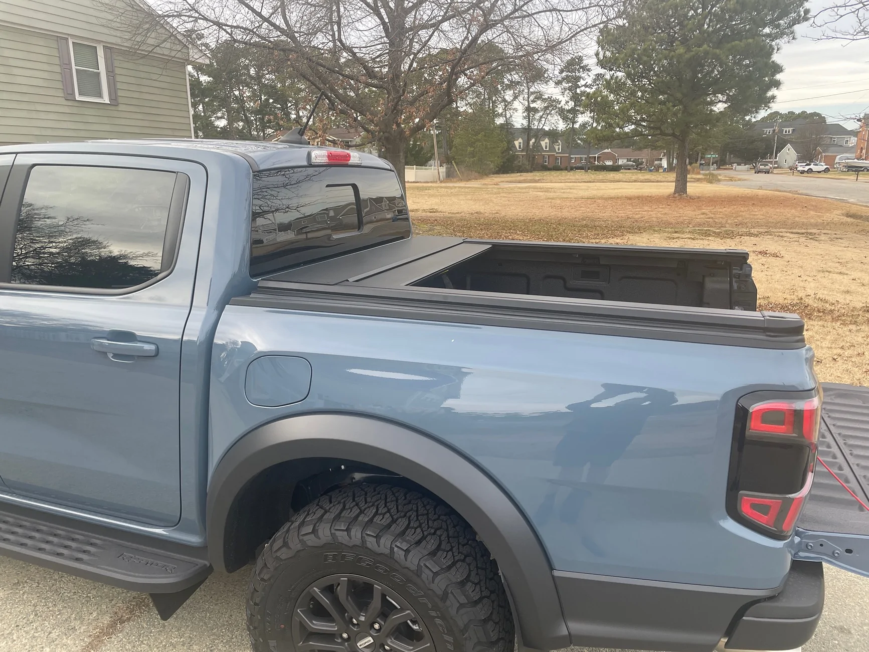 25 Ranger Raptor Synetic Stealth Retractable Tonneau Cover | Ranger6G ...