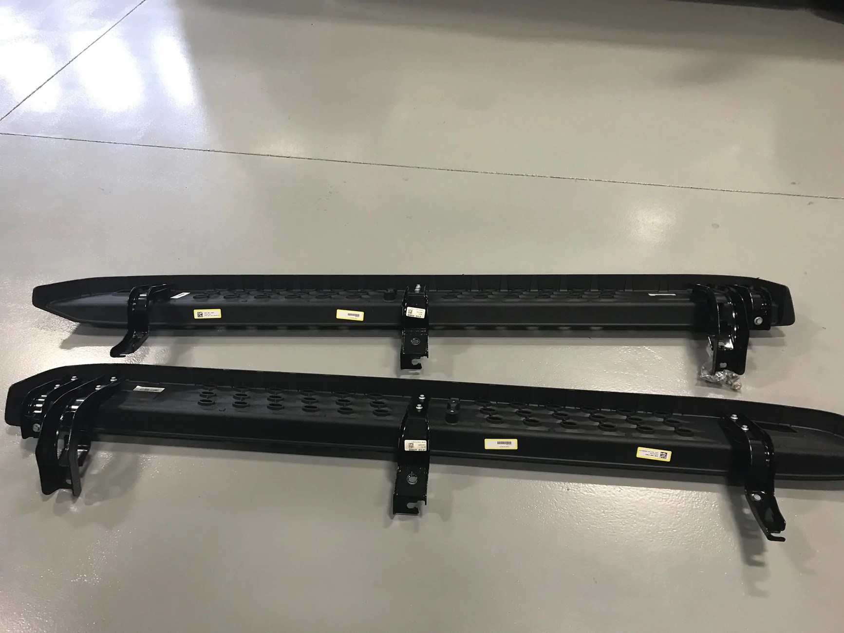 ISO- OEM Side Steps | Ranger6G - 2024+ Ranger & Raptor Forum, News ...