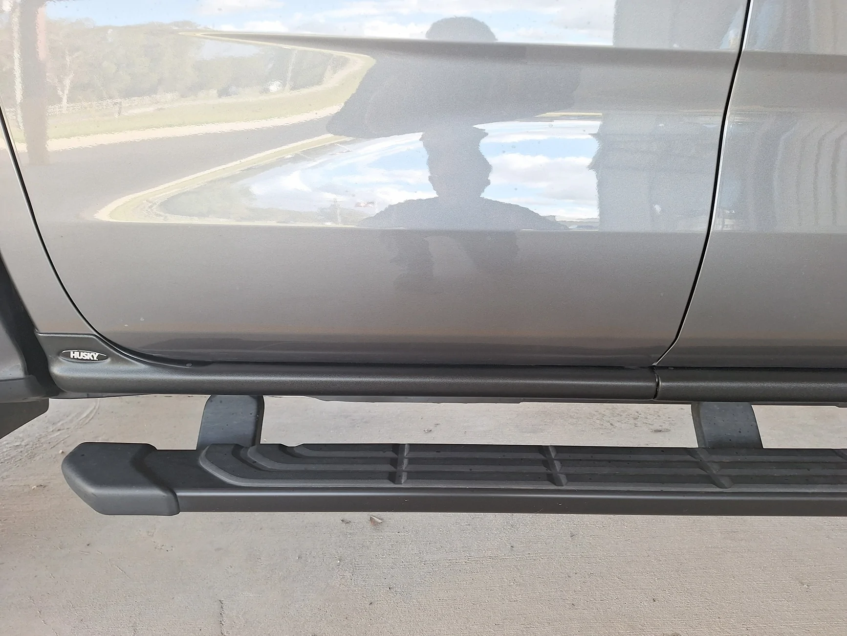 Rock guard in front of rear wheels, what are my options? RIP my paint ...