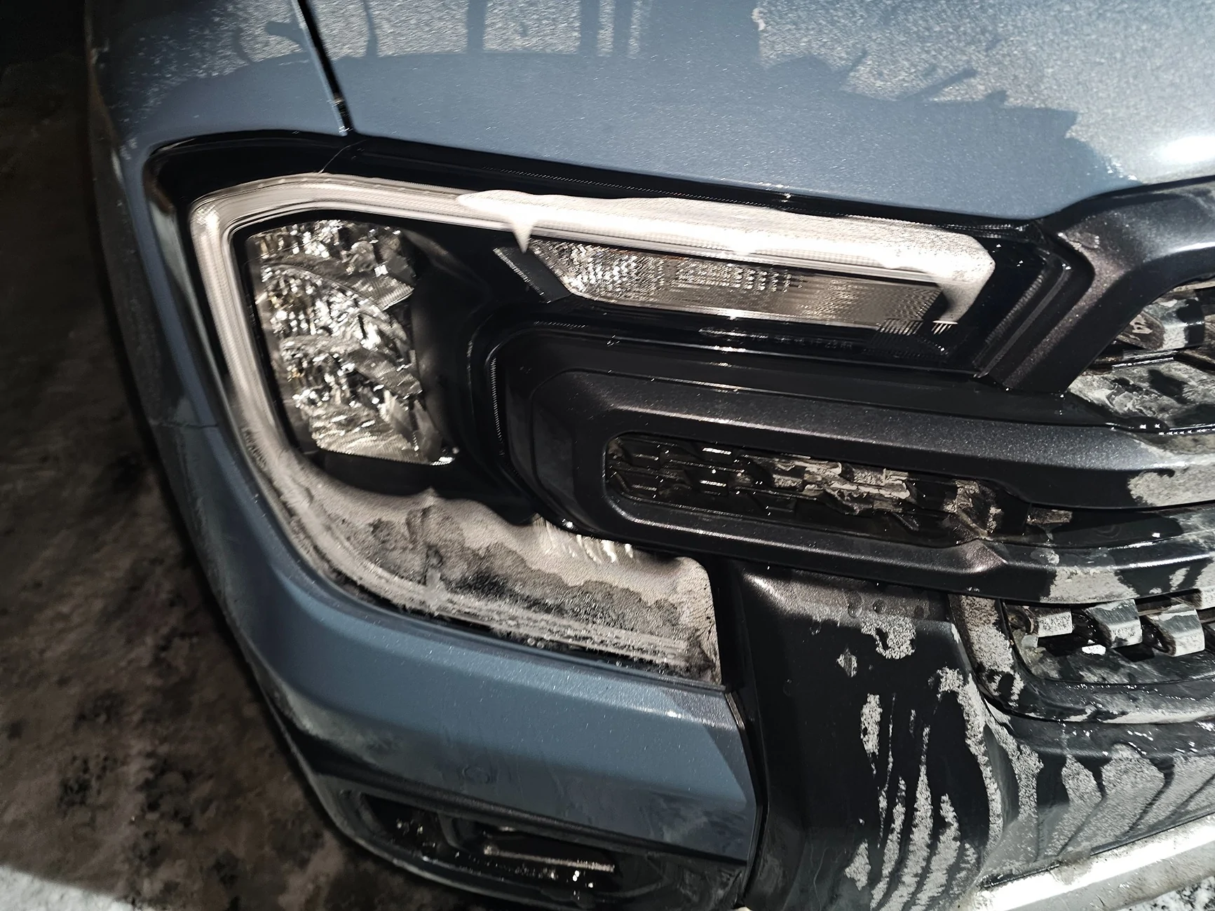 moisture in headlights | Ranger6G - 2024+ Ranger & Raptor Forum, News ...