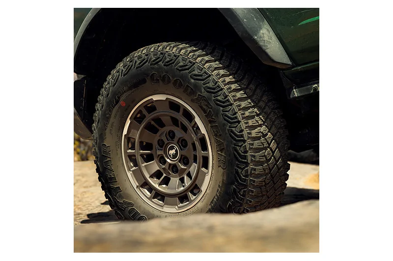 Starting my dream build of a V8 Godzilla re-powered Stealth Black ...