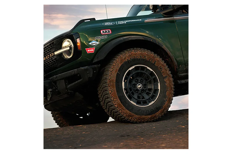 Starting my dream build of a V8 Godzilla re-powered Stealth Black ...